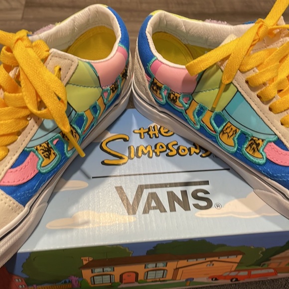 Vans | Shoes | Vans 220 Simpsons The Bouviers In Mens 4womans 55 | Poshmark